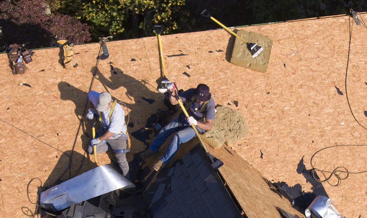 Comprehensive Guide To Investing In A Complete Roof Tear-Off