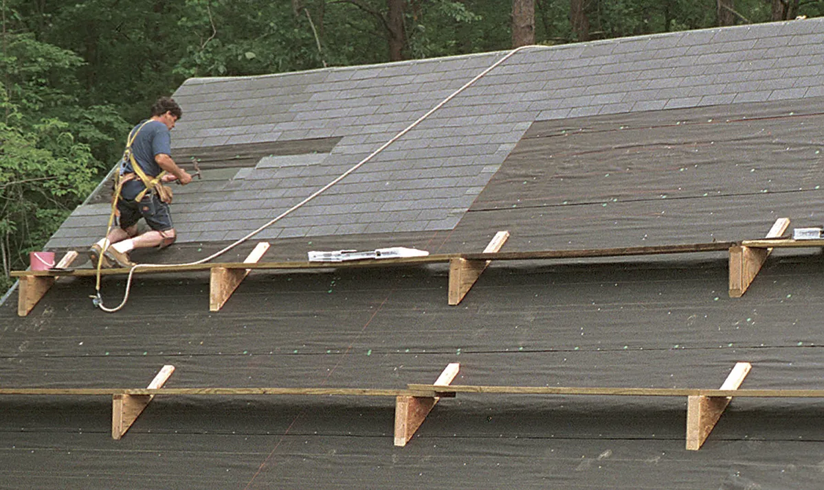 Shingle Installation Guide: Avoiding Common Mistakes